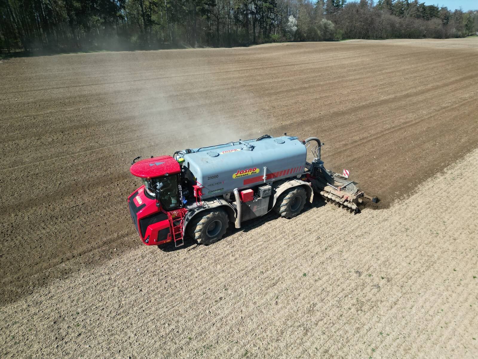 JASNO: První Holmer Terra Variant 650 se systémem John Deere HarvestLab ...