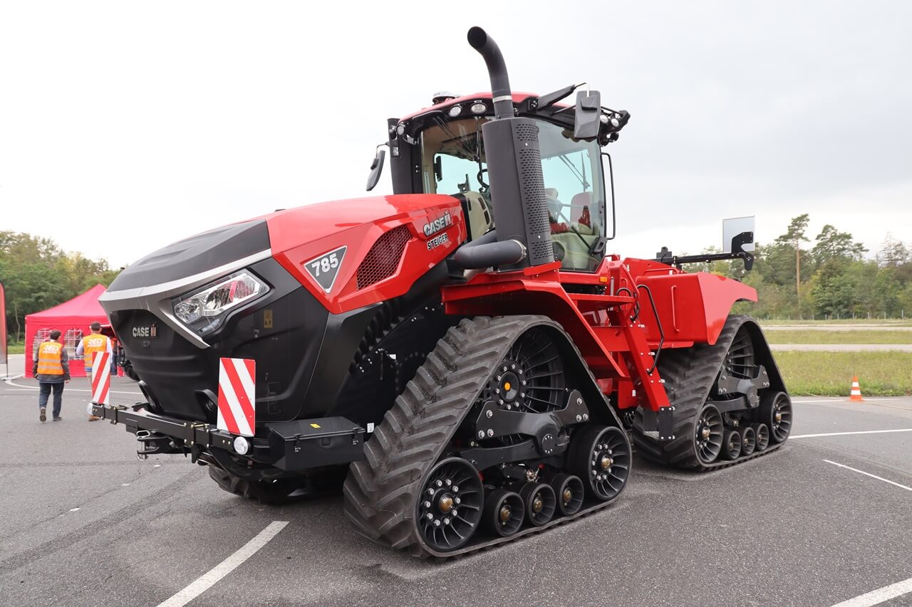 Nejvýkonnější Case IH Steiger 785 Quadtrac utáhne vše v požadované ...